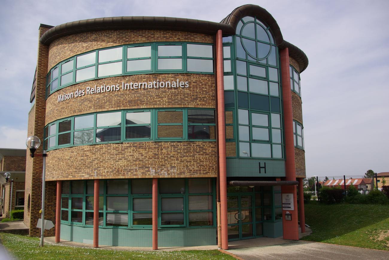 Arriving at Artois University | Université d'Artois